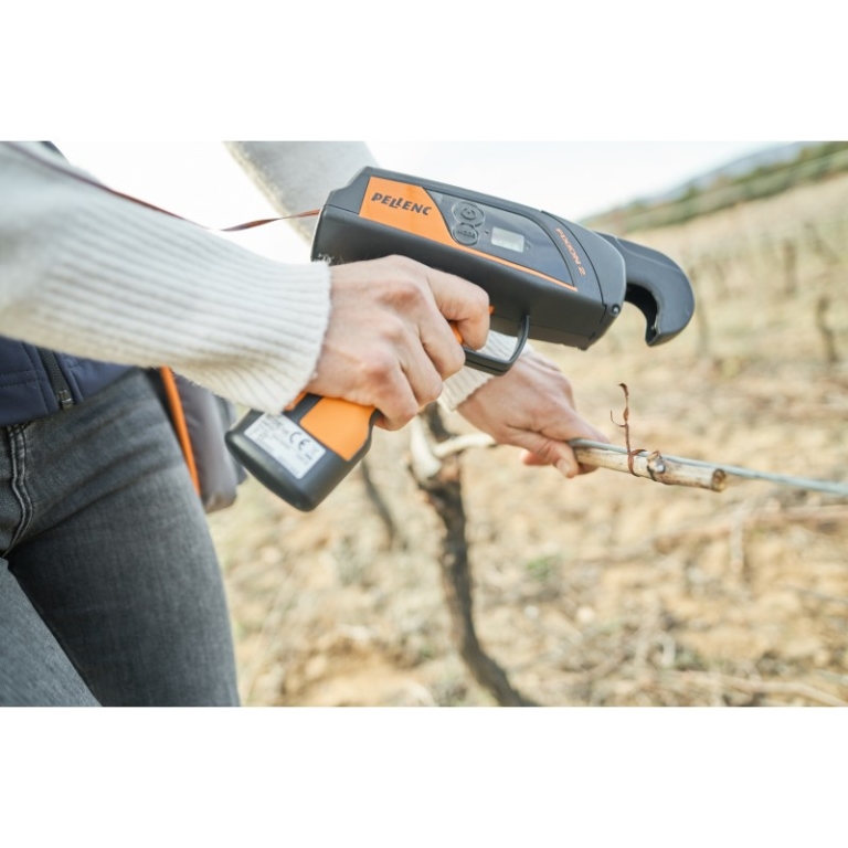 Fixion 2 - Tying Machine - Pellenc USA